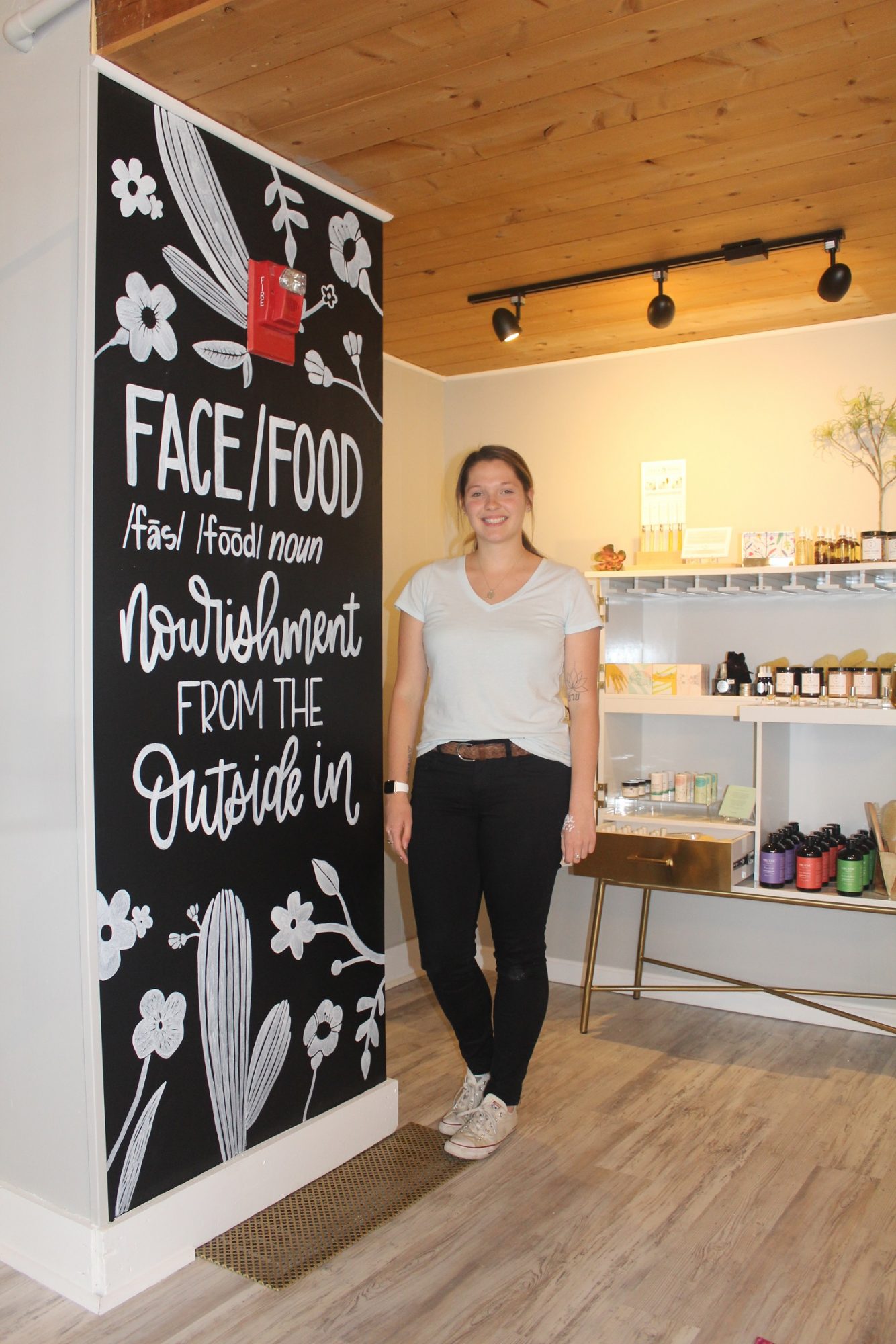 Conversations with the Inspiring Ariana Small – Boston Voyager Magazine ...