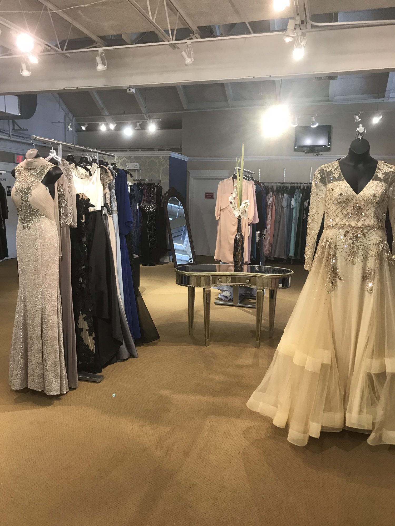 Meet Heidi Nicholson and Lisa Almeida of Bella Sera Boutique in Danvers ...