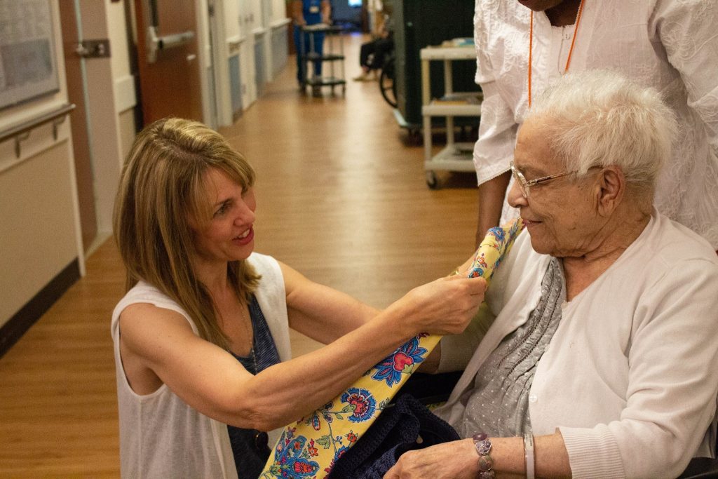 Meet Susan Kanoff of Uncommon Threads and The Midlife Fashionista ...